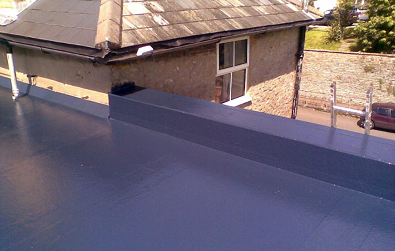 Step-by-Step Flat Roof Installation with the TriRoof GRP System
